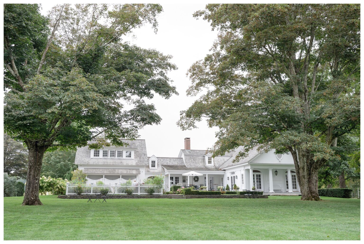 Smith Farm Gardens Summer Tented Wedding in CT - Lin Pernille