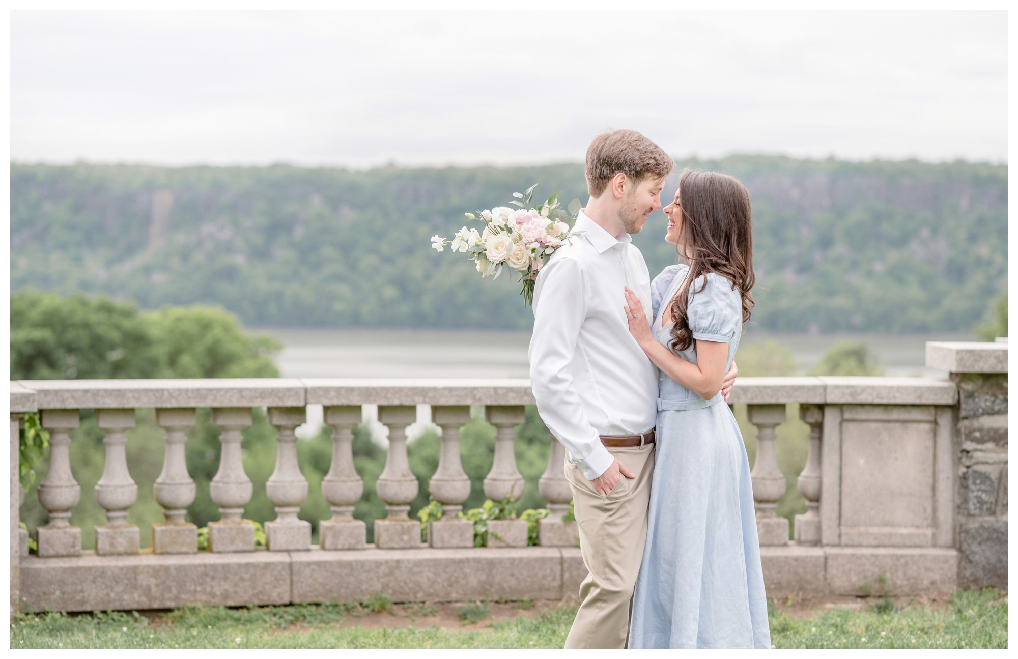 Wave Hill Picnic Engagement Session Overlooking the Hudson River - Lin ...